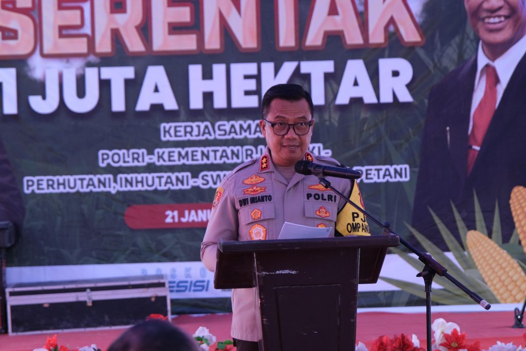 Penanaman Jagung Serentak di Kabupaten Konawe, Kolaborasi Polri dan Berbagai Pihak untuk ...