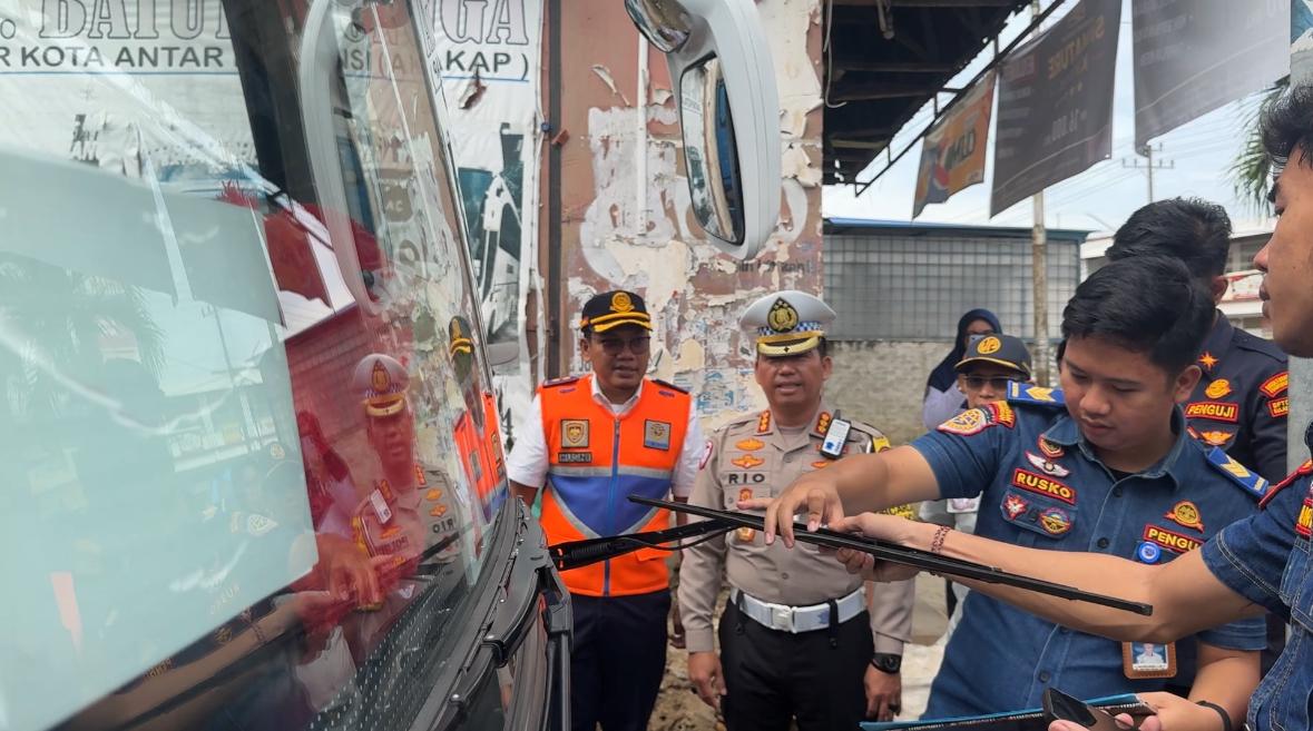Ditlantas Polda Sultra Bersama BPBD Kelas II Sultra, Dishub dan PT Jasa Raharja Gelar Ramp Check ...